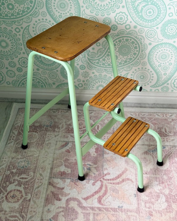 Vintage Retro folding step stool – Moody Mabel